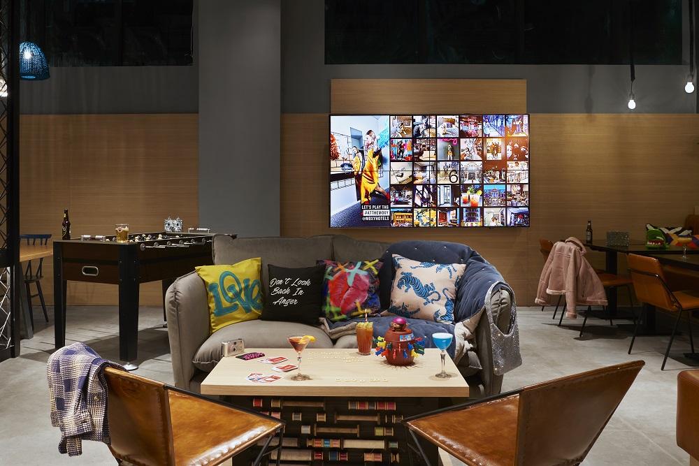 Moxy Hotels arrives in Manchester • Hotel Designs
