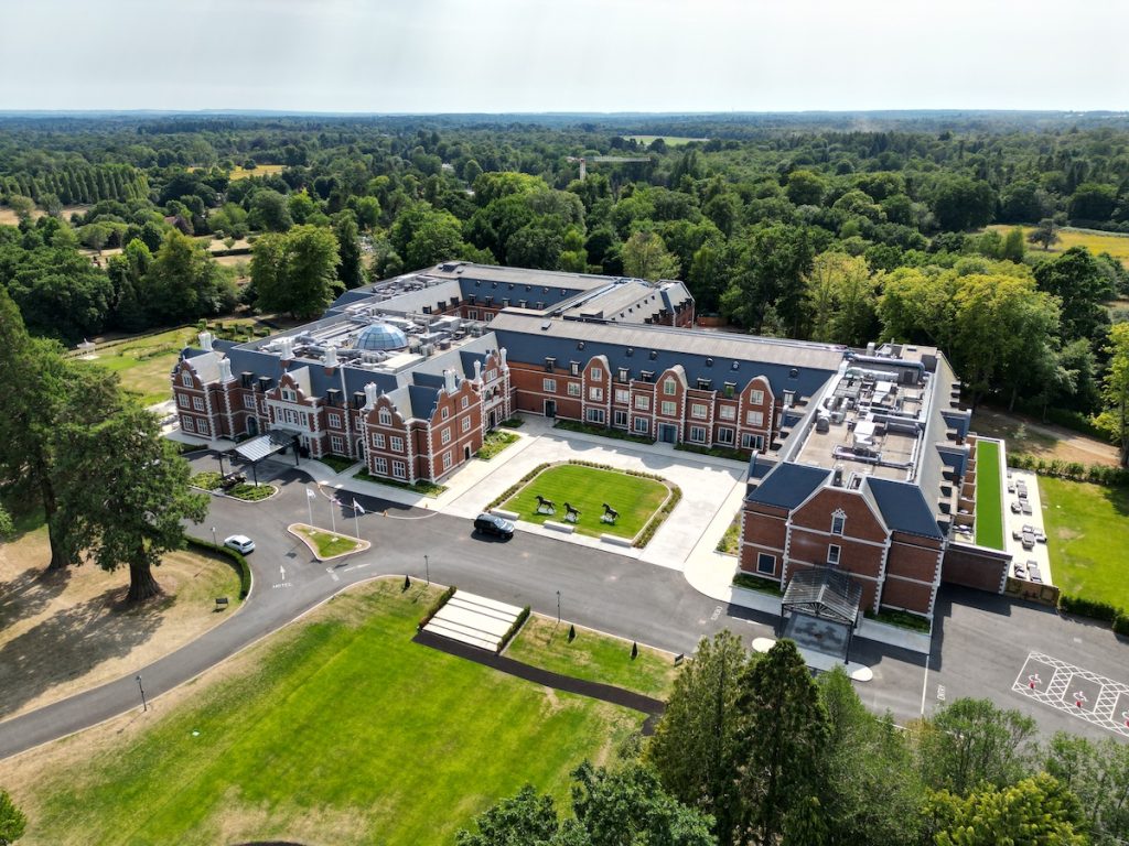 How House of Rohl created contemporary bathrooms inside Fairmont ...