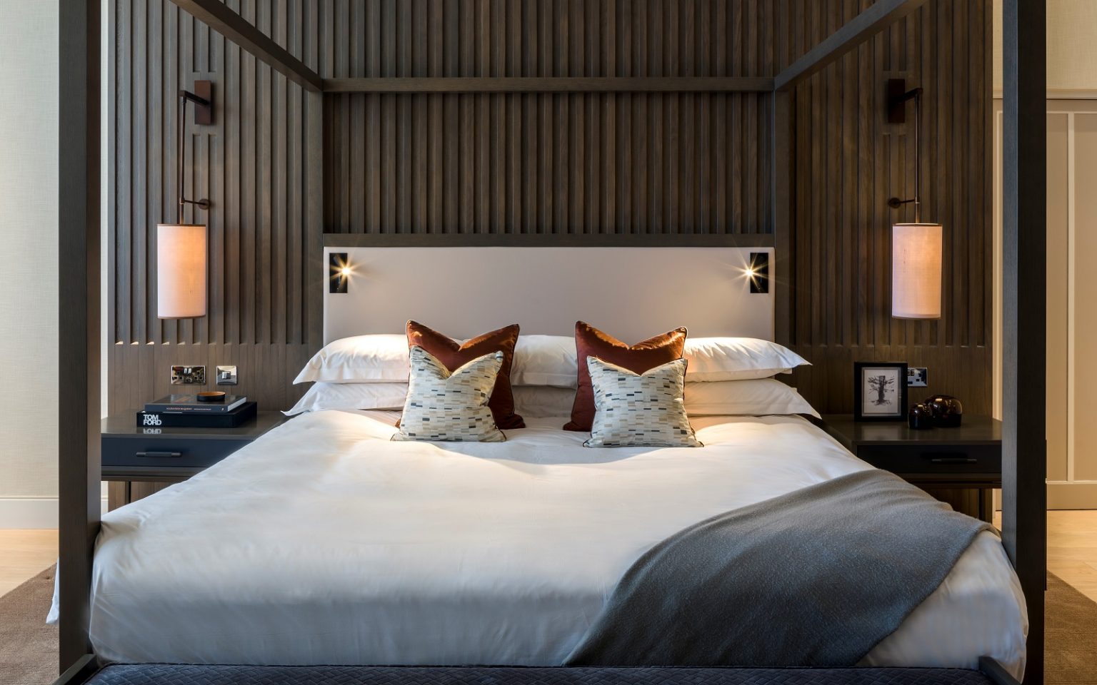 Case Study: Hypnos goes riverside in The Lowry Hotel • Hotel Designs