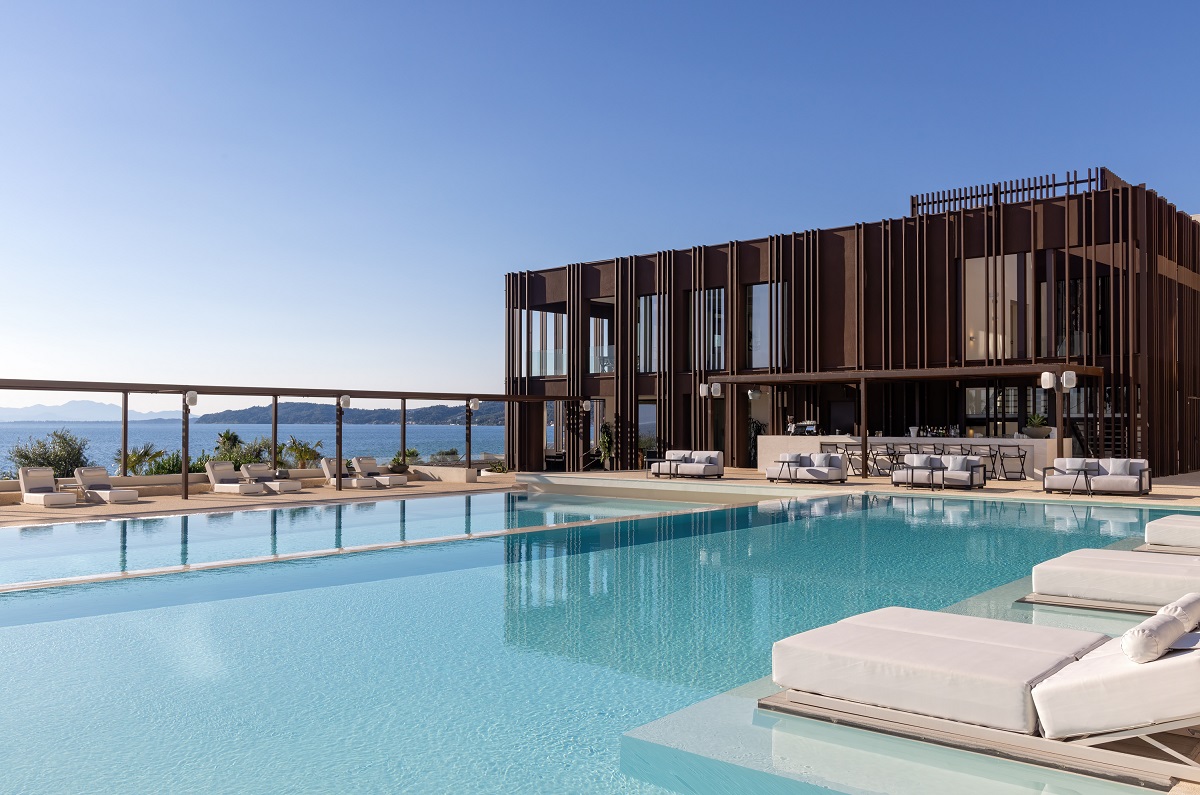 Domes Resorts to debut in Milos • Hotel Designs