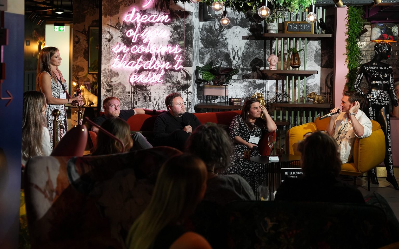 Panel discussion: blurring boundaries between spaces • Hotel Designs