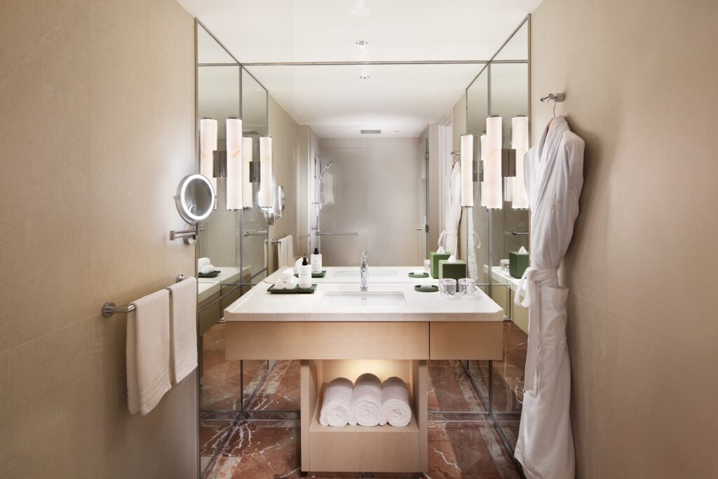 Conrad Singapore Orchard opens the doors onto its urban oasis • Hotel ...