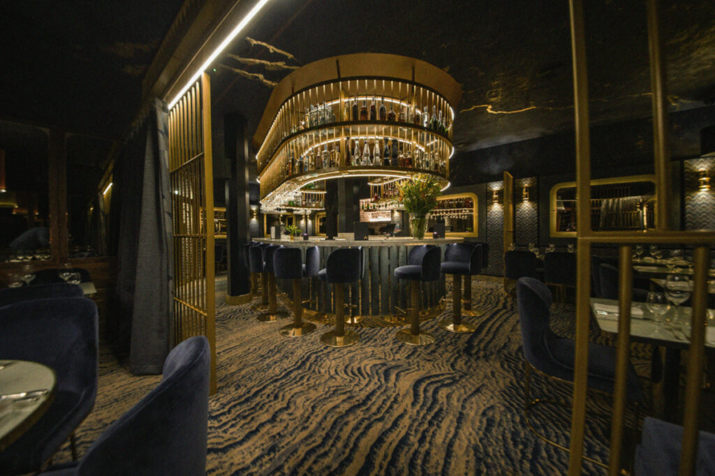 Maya restaurant is now open in LEVEN Manchester's landmark • Hotel Designs