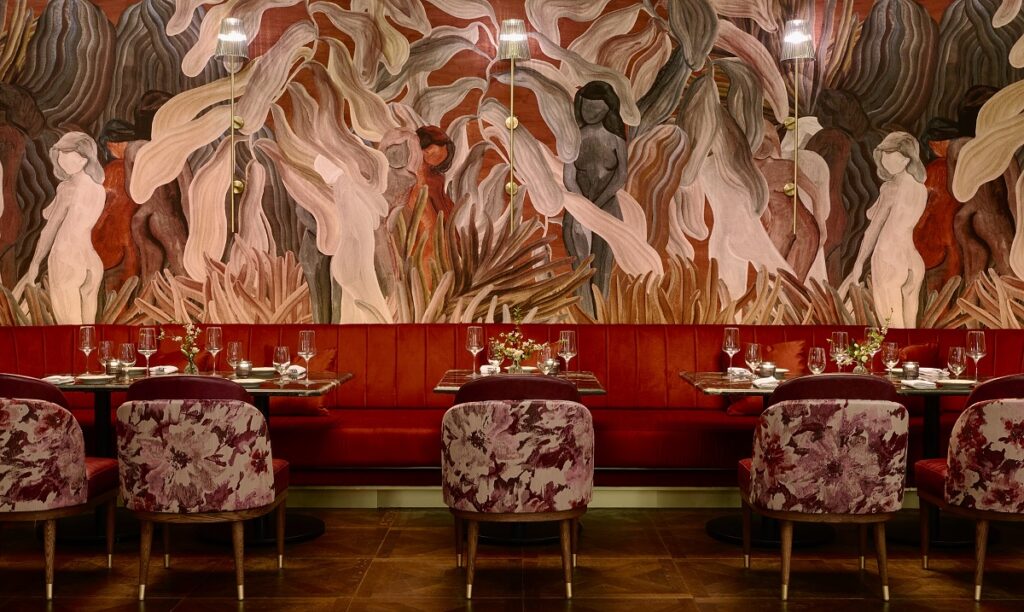The reimagined Hilton Toronto lobby – a new chapter • Hotel Designs
